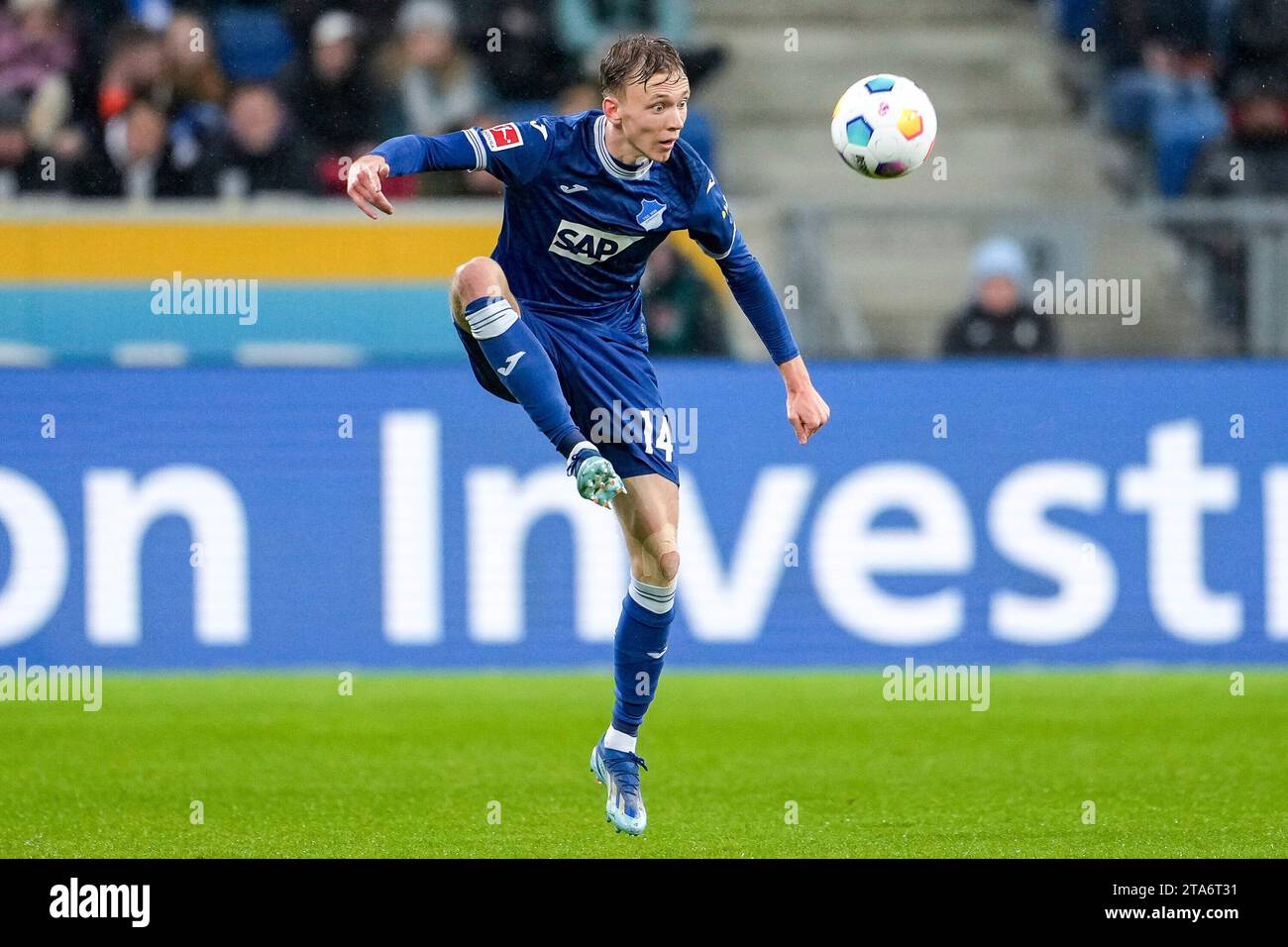 Sinsheim, Deutschland. 26 novembre 2023. Maximilian Beier (Hoffenheim ...