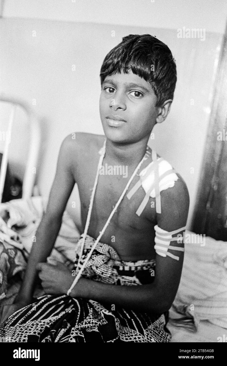 Le Tigri per la liberazione del Tamil Eelam LTTE hanno combattuto per ...