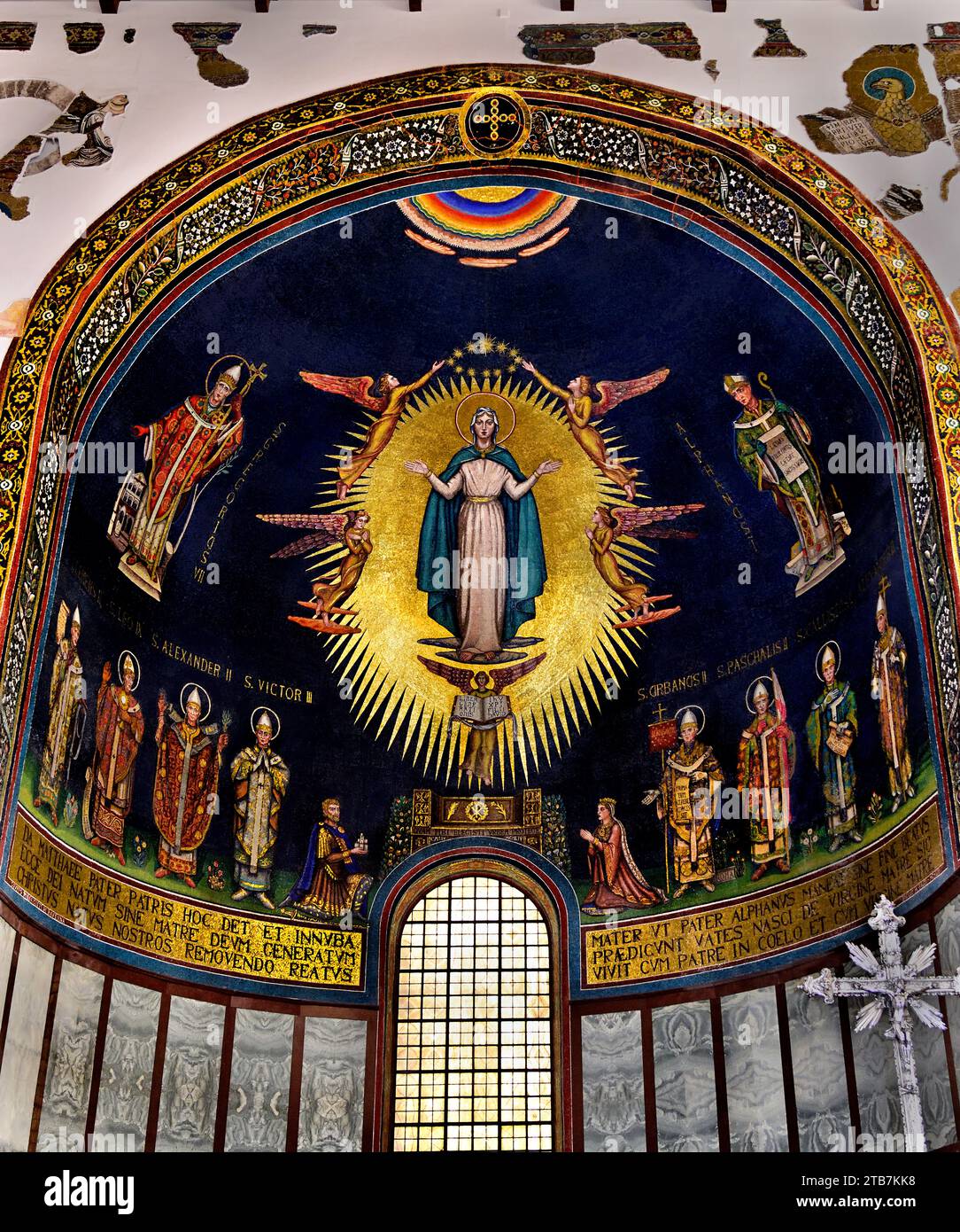 Arco trionfale dell'abside centrale dei grandi mosaici originali ...