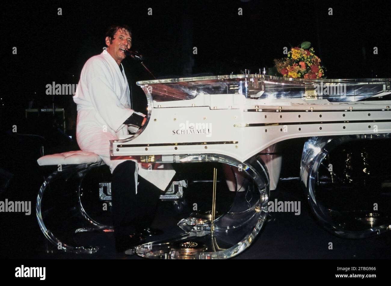 Udo Jürgens, Österreichischer Sänger, Komponist und pianist, im ...