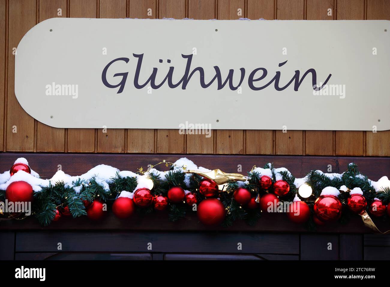 Schriftzug Glühwein - Weihnachten - Glühweinangebot - Erfurt ...