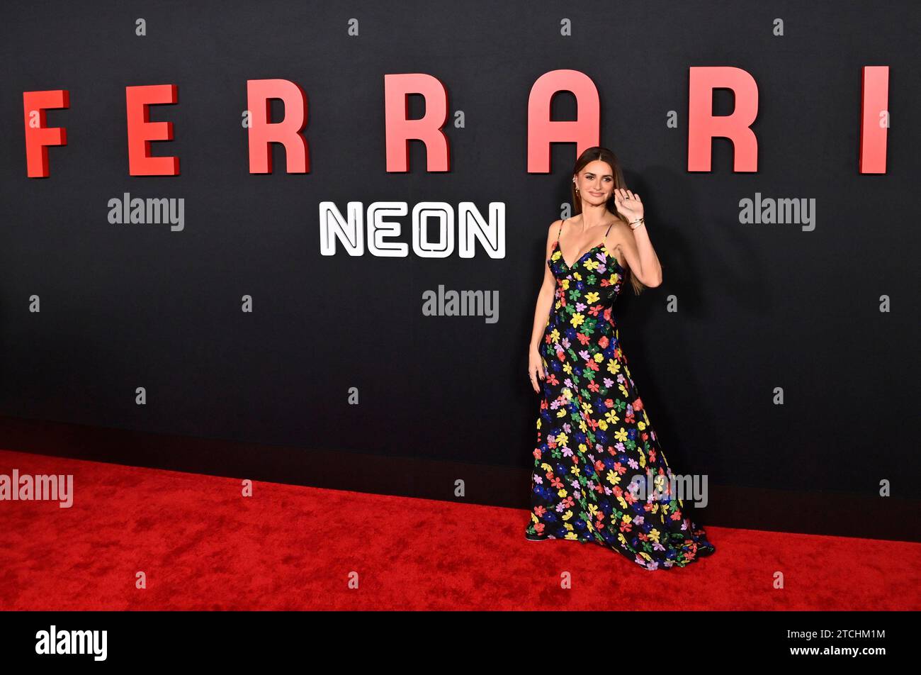 Los Angeles, Stati Uniti. 12 dicembre 2023. Il membro del cast Penelope ...