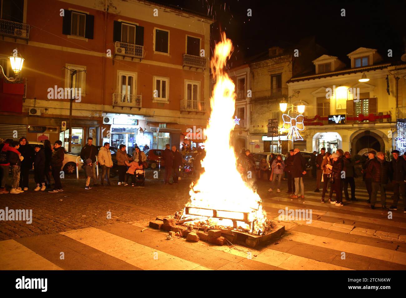 Pagani, Salerno, Italia. 13 dicembre 2023. Nel giorno della festa di ...