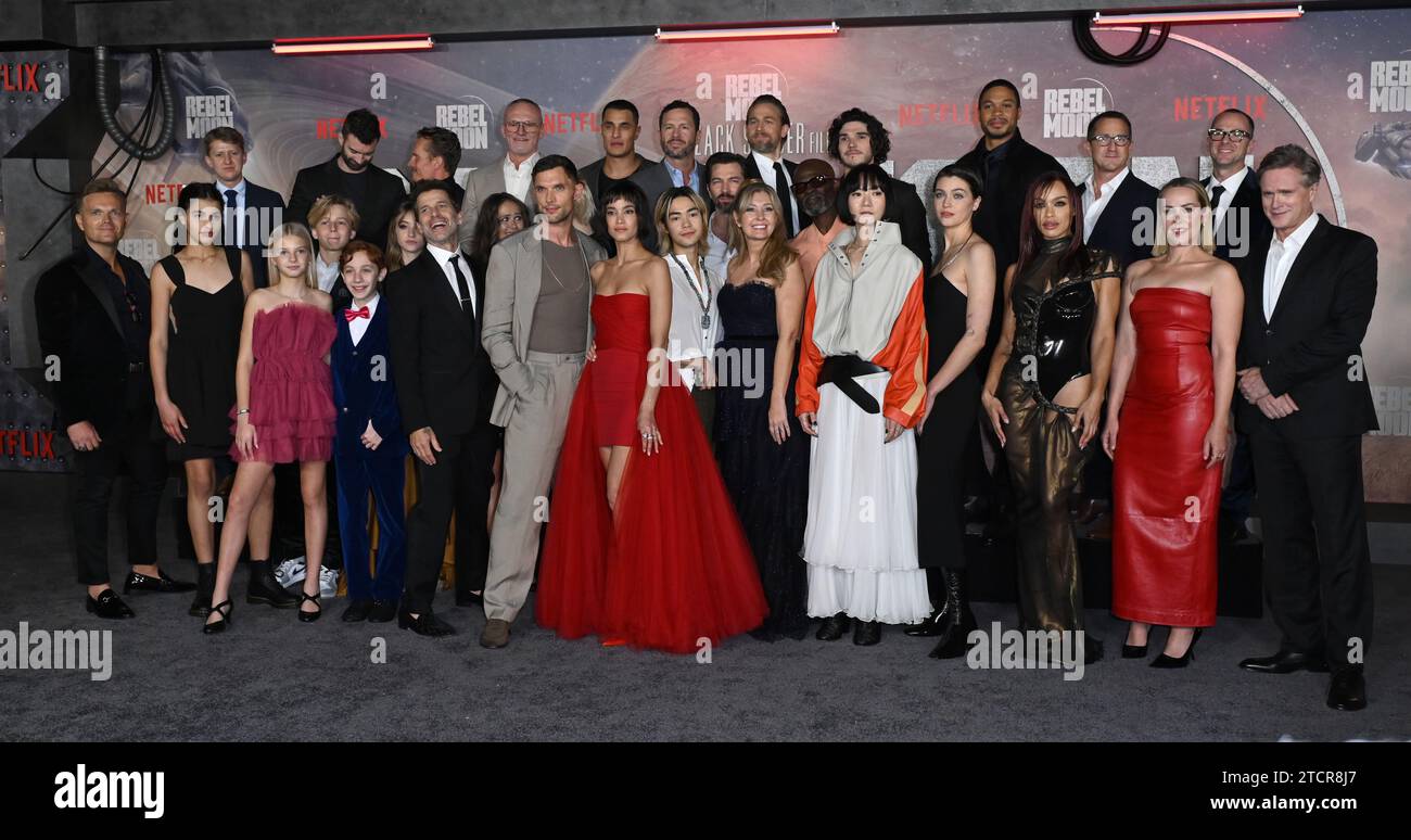 LOS ANGELES, USA. 13 dicembre 2023: Greg Kriek, Shay Hatten, Lila Barad ...