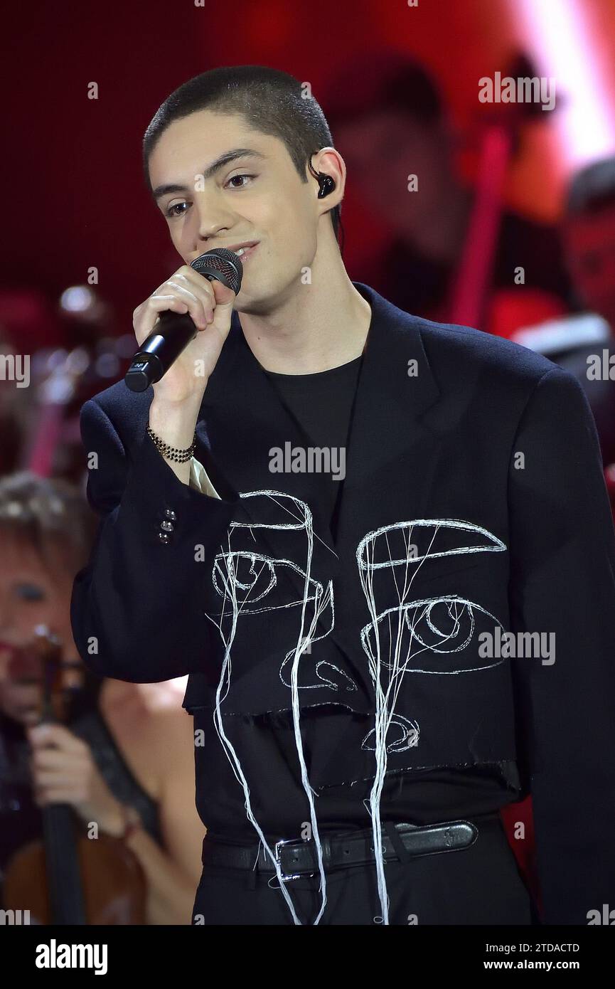 ROMA, ITALIA - 16 DICEMBRE: Matteo Romano. Concerto di Natale in ...