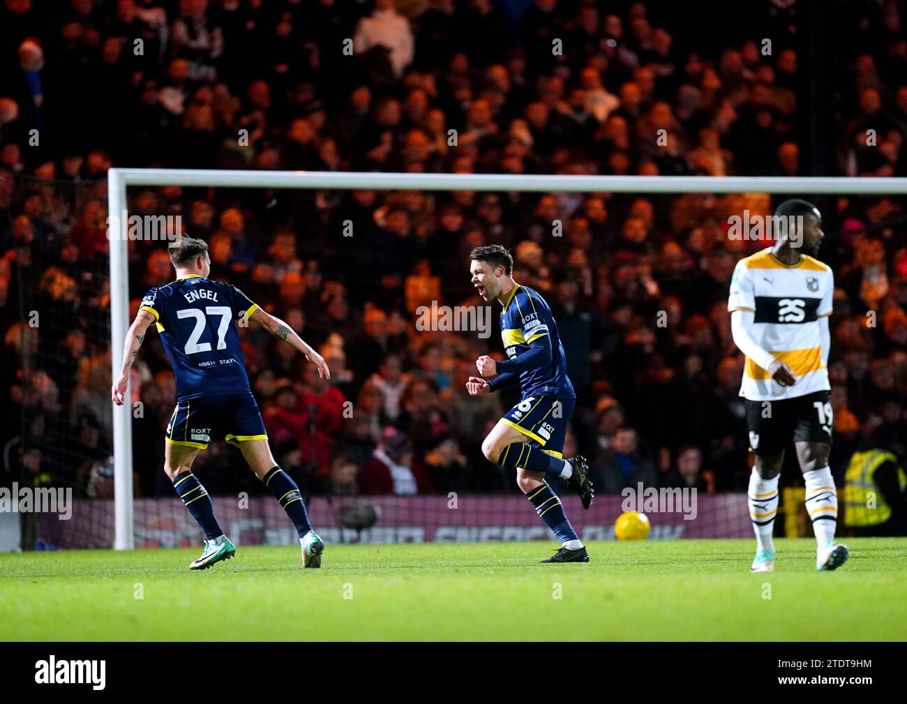 Jonny Howson (centro) del Middlesbrough celebra il primo gol della loro ...