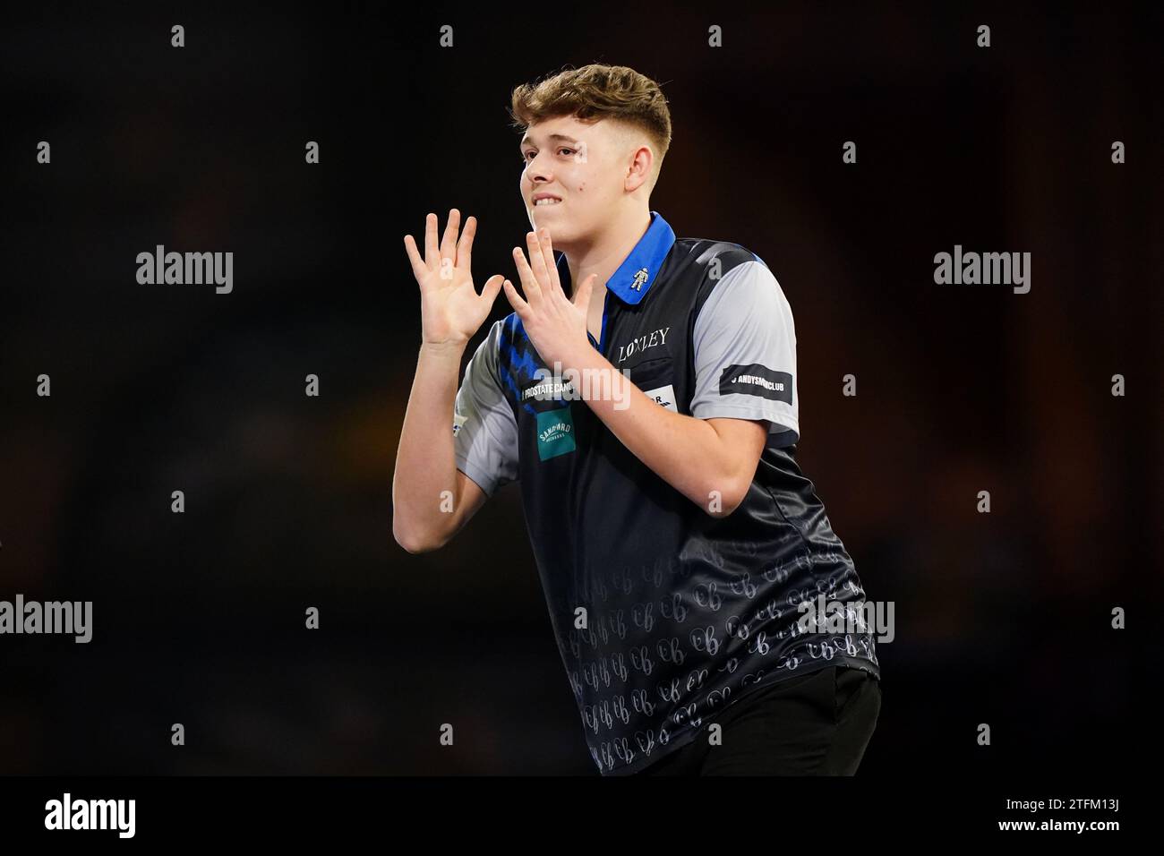 Owen Bates in azione contro Steve Lennon (non nella foto) nel sesto ...