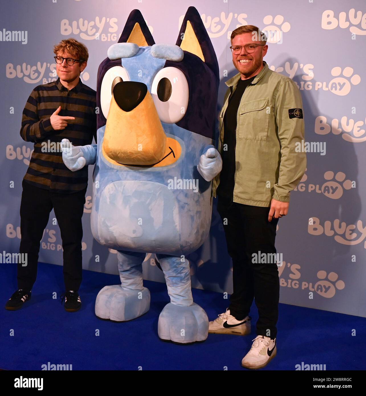 Ospiti.giovedì 21 dicembre le celebrità e le loro famiglie si sono ...