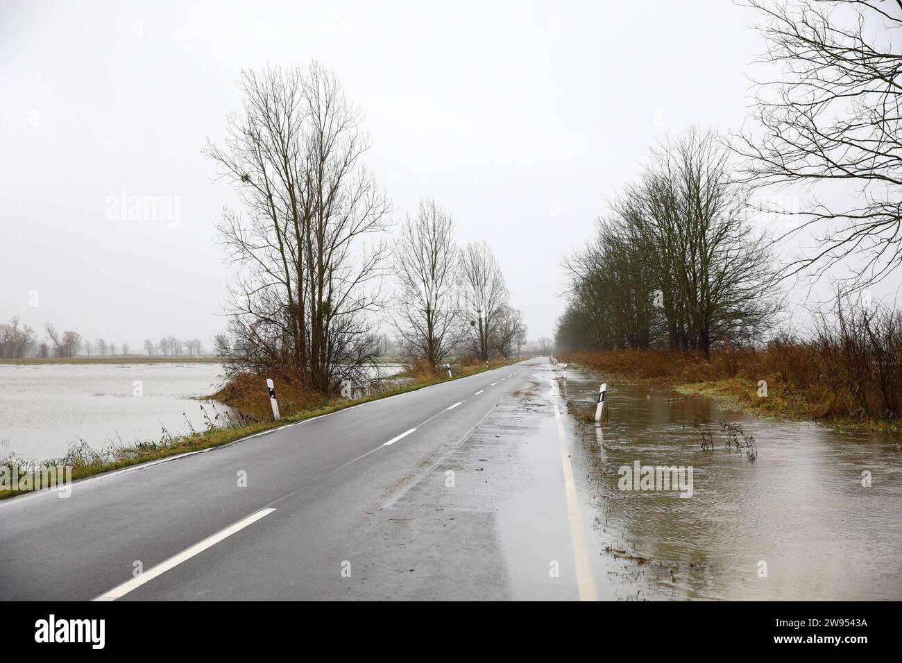 Hochwasser hochwasser hochwasser hochwasser immagini e fotografie stock ...