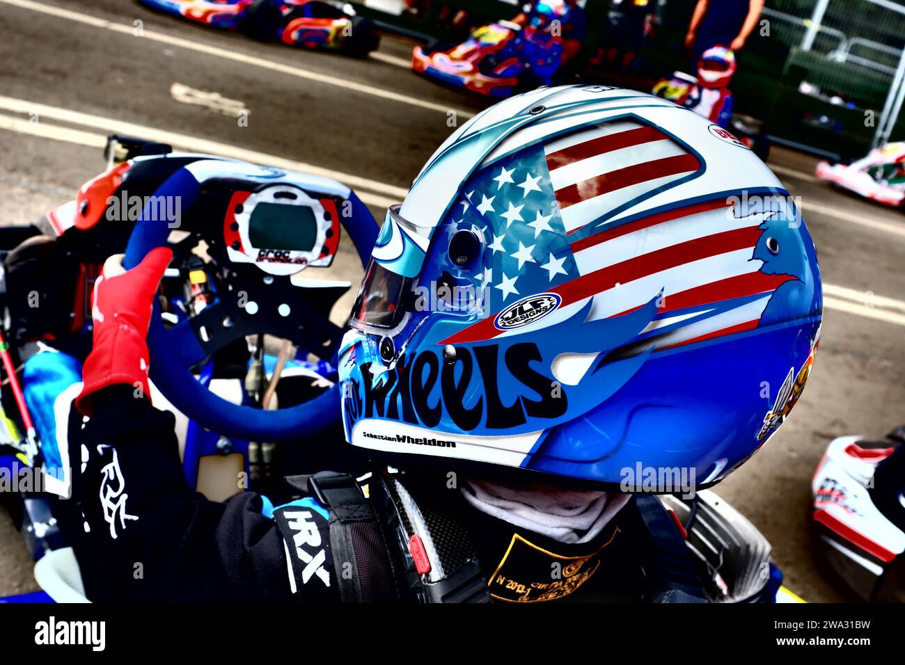 Sebastian Wheldon durante la sua prima carriera di kart, seguendo le ...