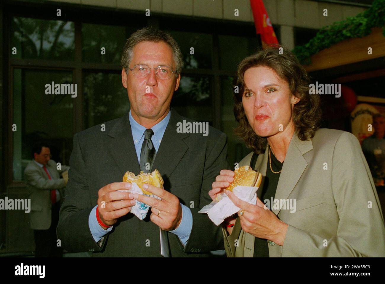 Abschlussparty des ARD Studio Bonn mit dabei: Dr. Roland Nasse mit ...