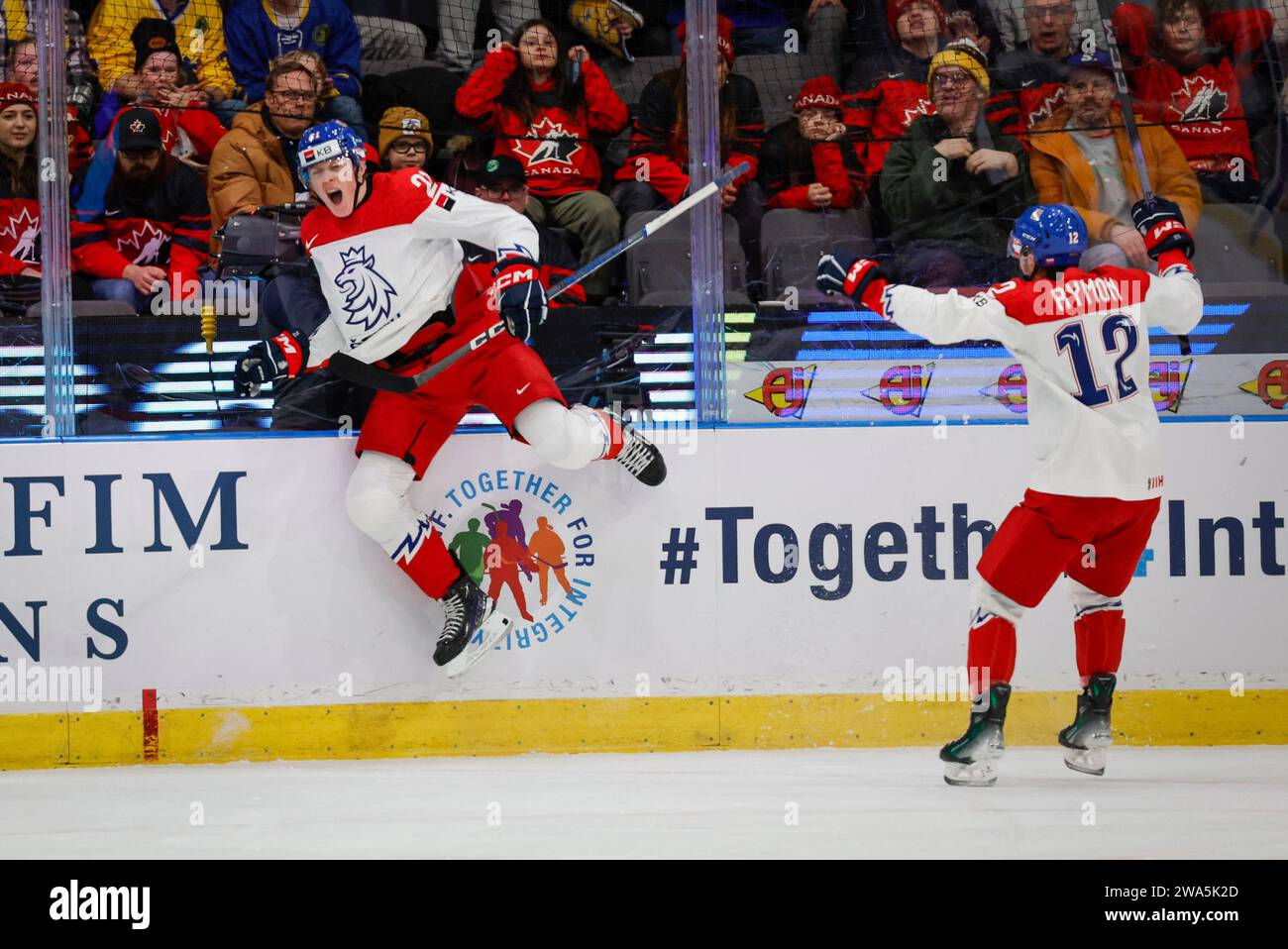GOTHENBURG, SVEZIA 20240102Jakub Stancl (L) della Cechia festeggia il ...