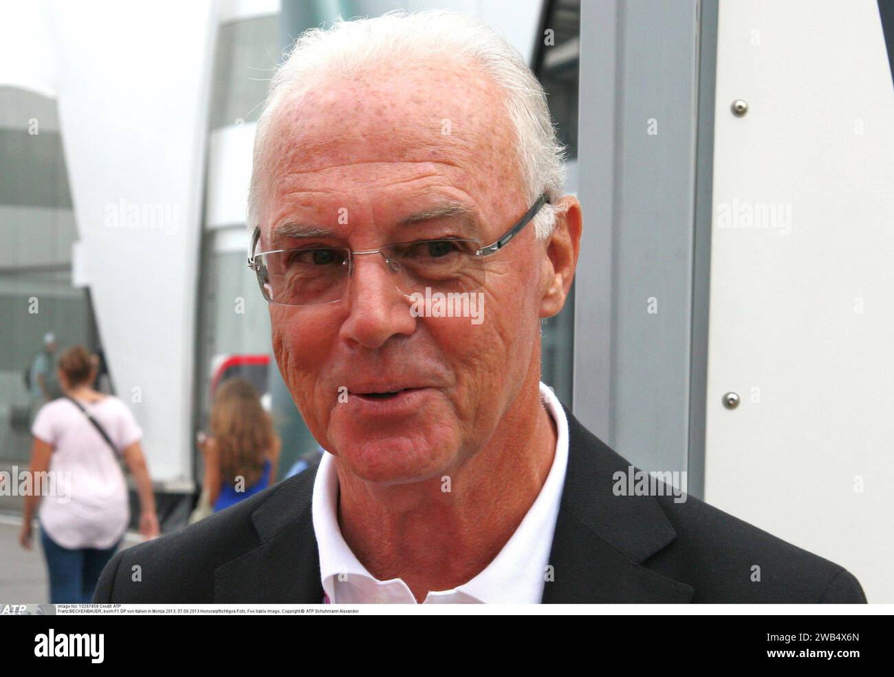 La leggenda del calcio FRANZ BECKENBAUER è scomparsa il 7 gennaio 2024 ...