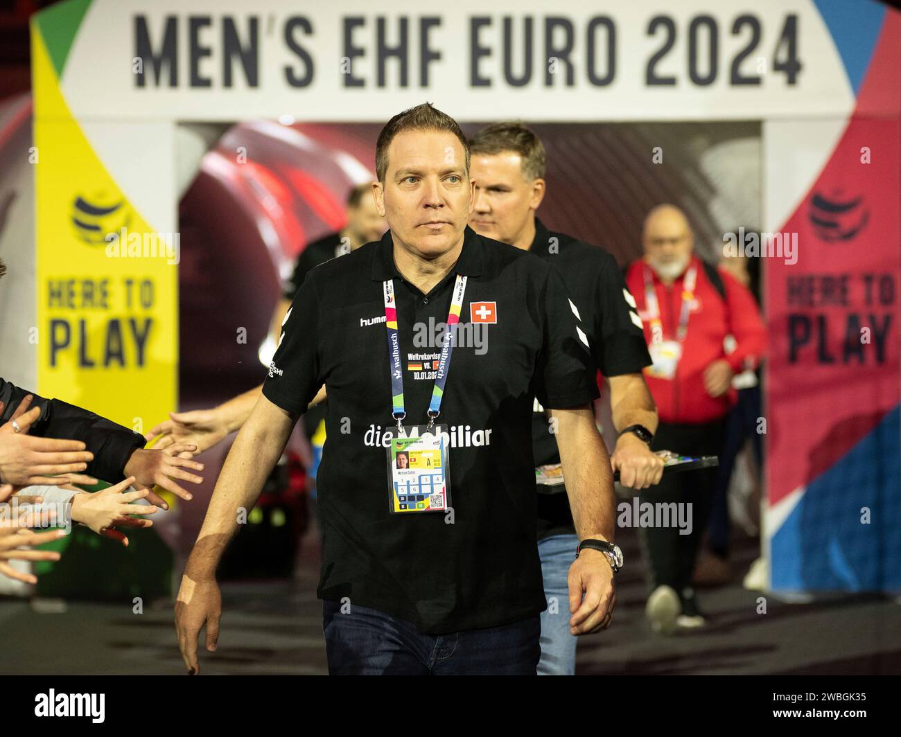 Michael Suter (Schweiz, allenatore) kommt in das Stadion. GER ...
