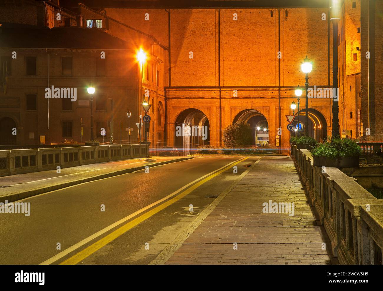 Fiume parma immagini e fotografie stock ad alta risoluzione - Alamy