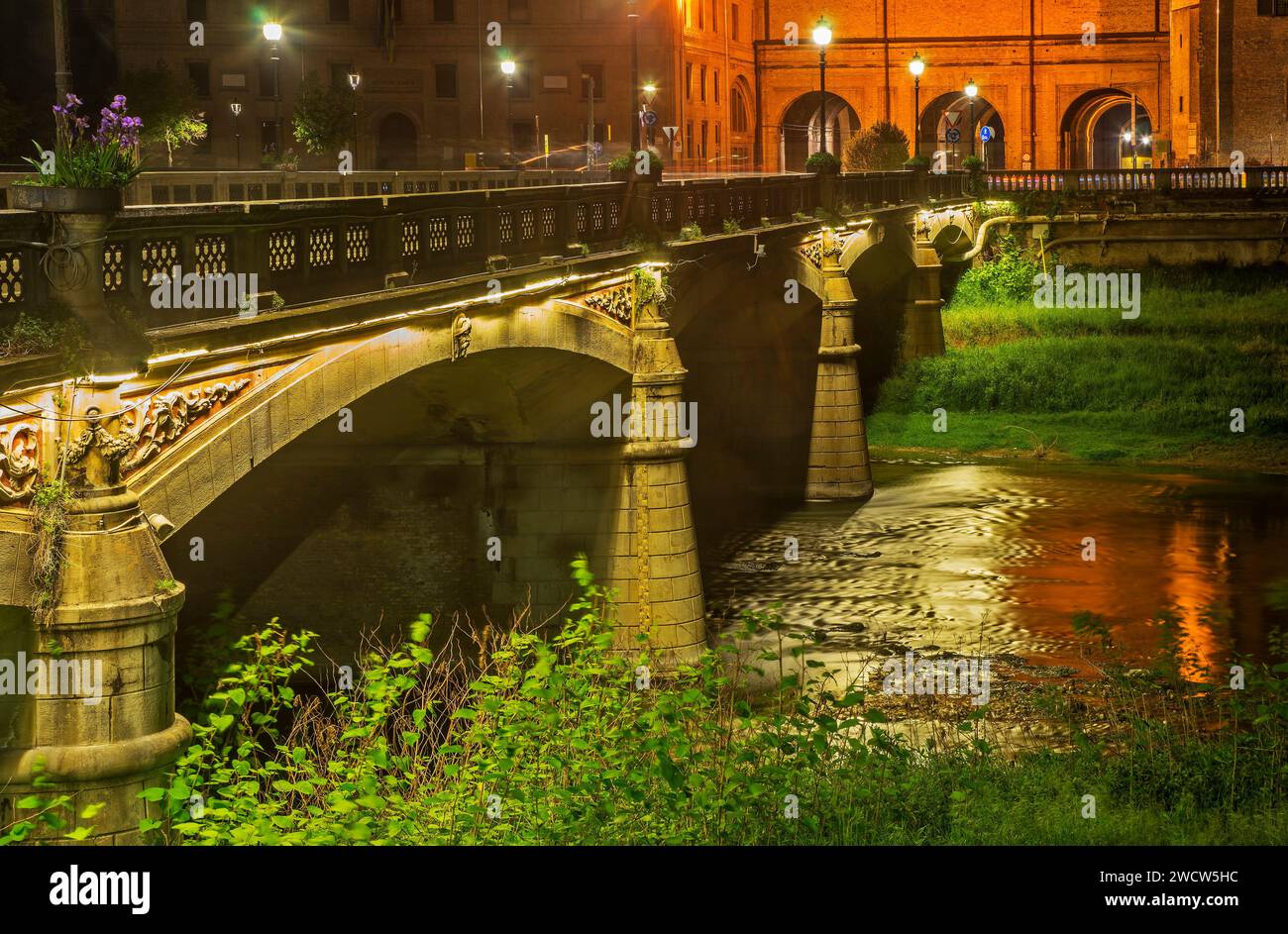 Fiume parma immagini e fotografie stock ad alta risoluzione - Alamy