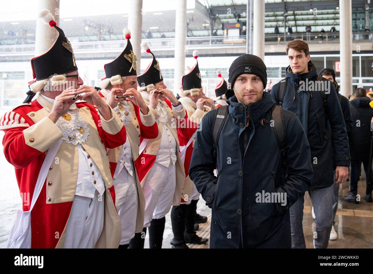 Lukas Mertens beim Empfang der deutschen Handballnationalmannschaft am Hauptbahnhof, AM 17.01. ...