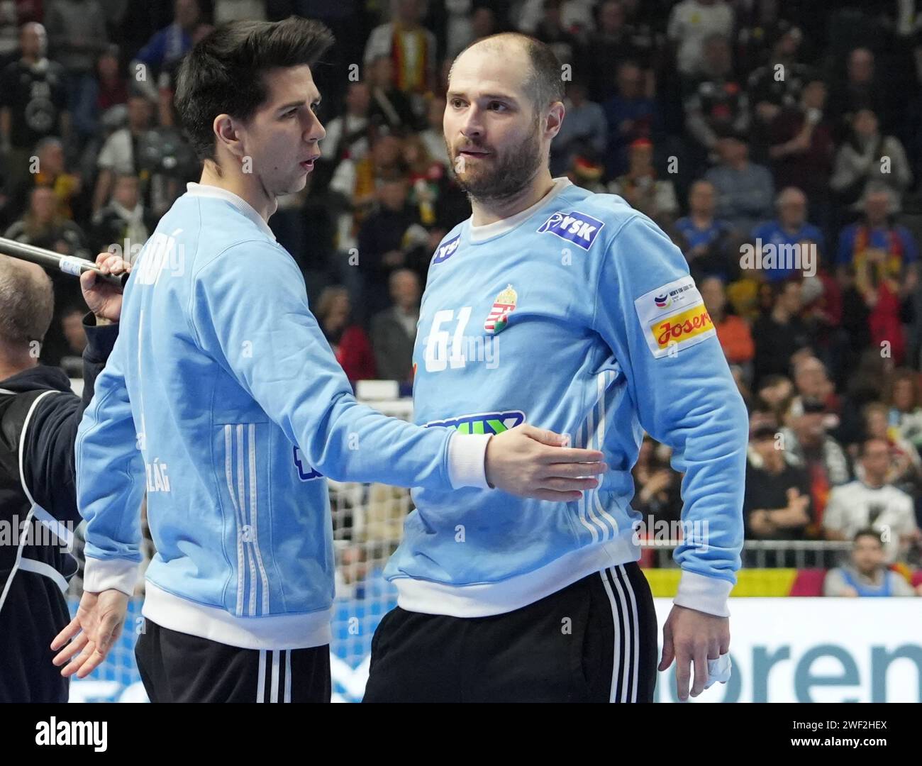 Arian Ando e Laszlo Bartucz d'Ungheria durante la gara maschile EHF ...