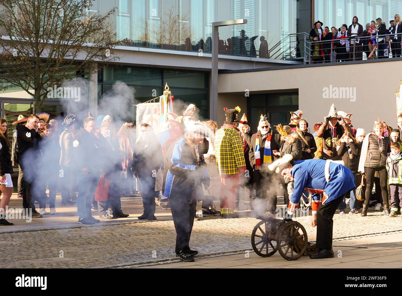 Bürgermeister David Rendel SPD verteidigt zum ersten mal das Rathaus ...
