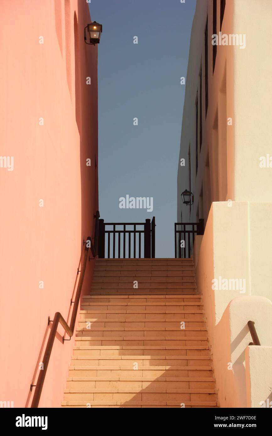 Qatari architecture immagini e fotografie stock ad alta risoluzione - Alamy