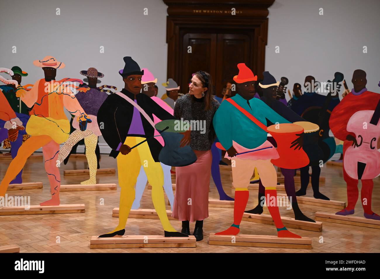 La prima cena sarà presentata nell'ambito della mostra Engled Pasts ...