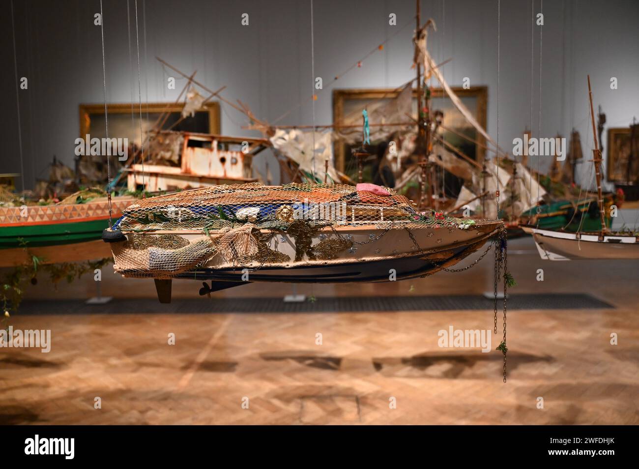 La prima cena sarà presentata nell'ambito della mostra Engled Pasts ...