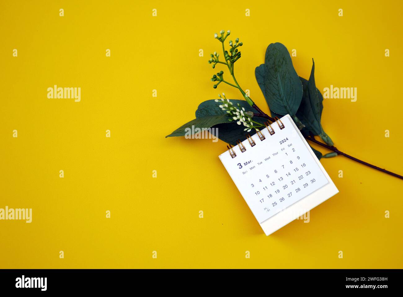 Marzo 2024. Marzo 2024 Calendario mensile della scrivania per 2024 anni ...