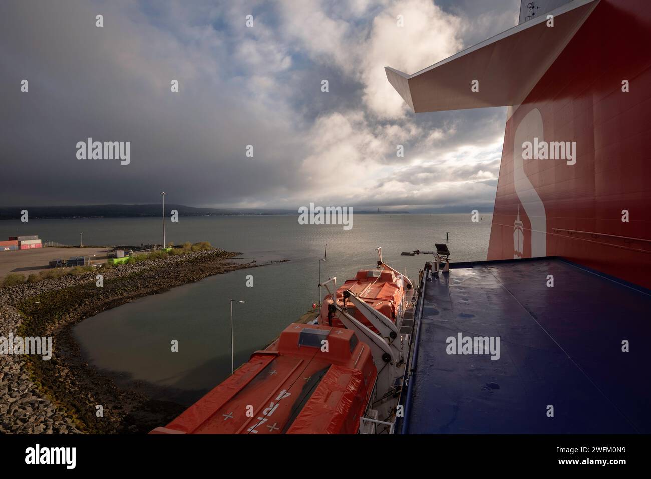 Terminale della linea stena belfast immagini e fotografie stock ad alta ...