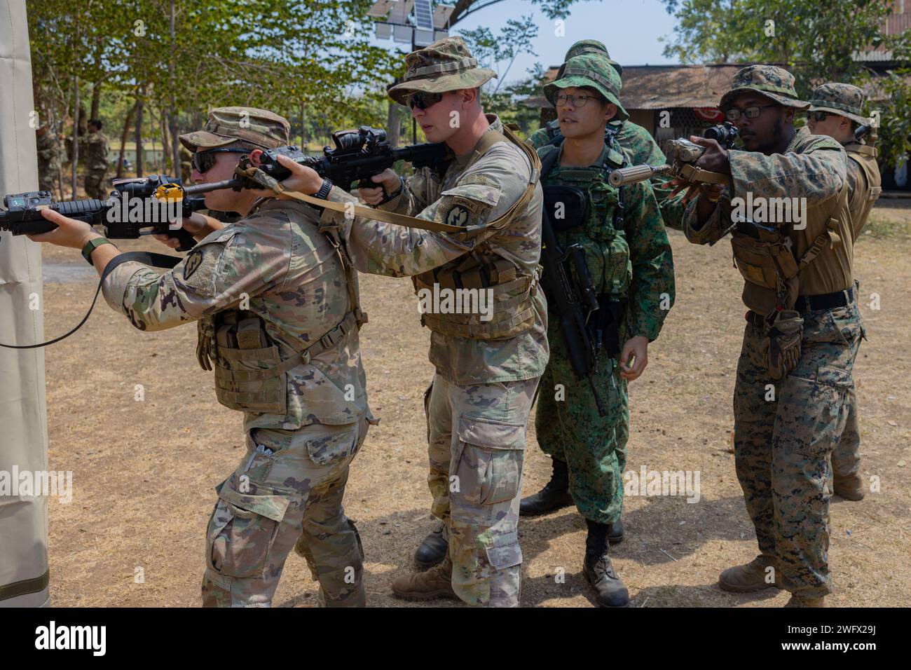 U.S. Marines with 3rd Light Armored Reconnaissance Battalion, 31st ...