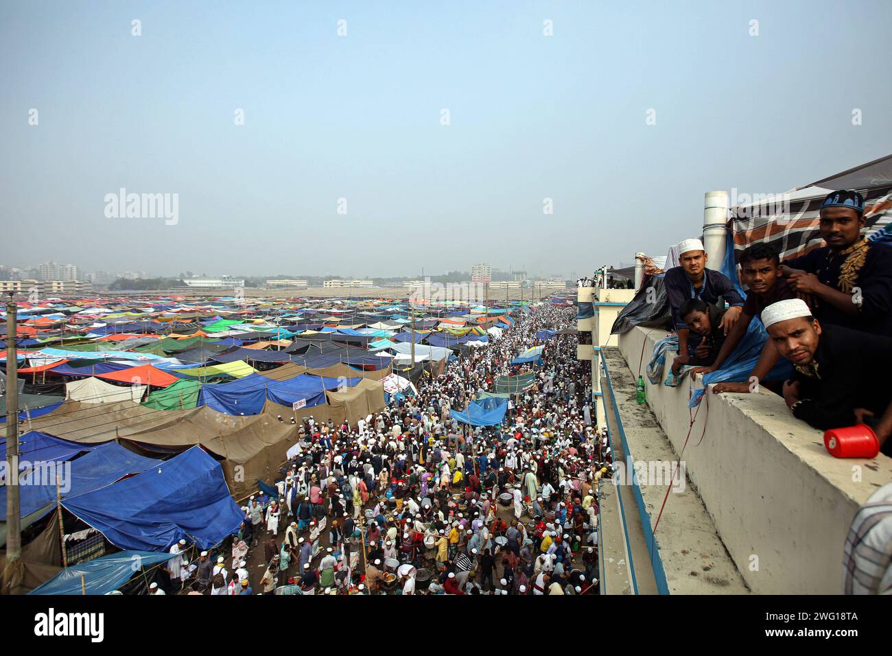 Biswa Ijtema 2024 in Bangladesh i musulmani partecipano a Biswa Ijtema ...