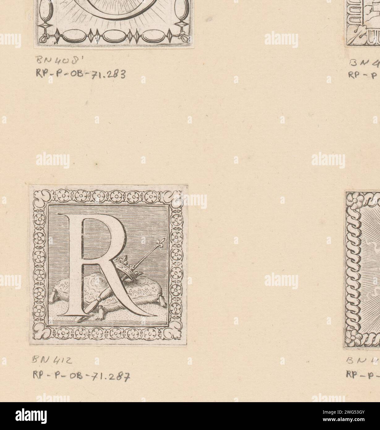 Alfabeto pettorale immagini e fotografie stock ad alta risoluzione - Alamy