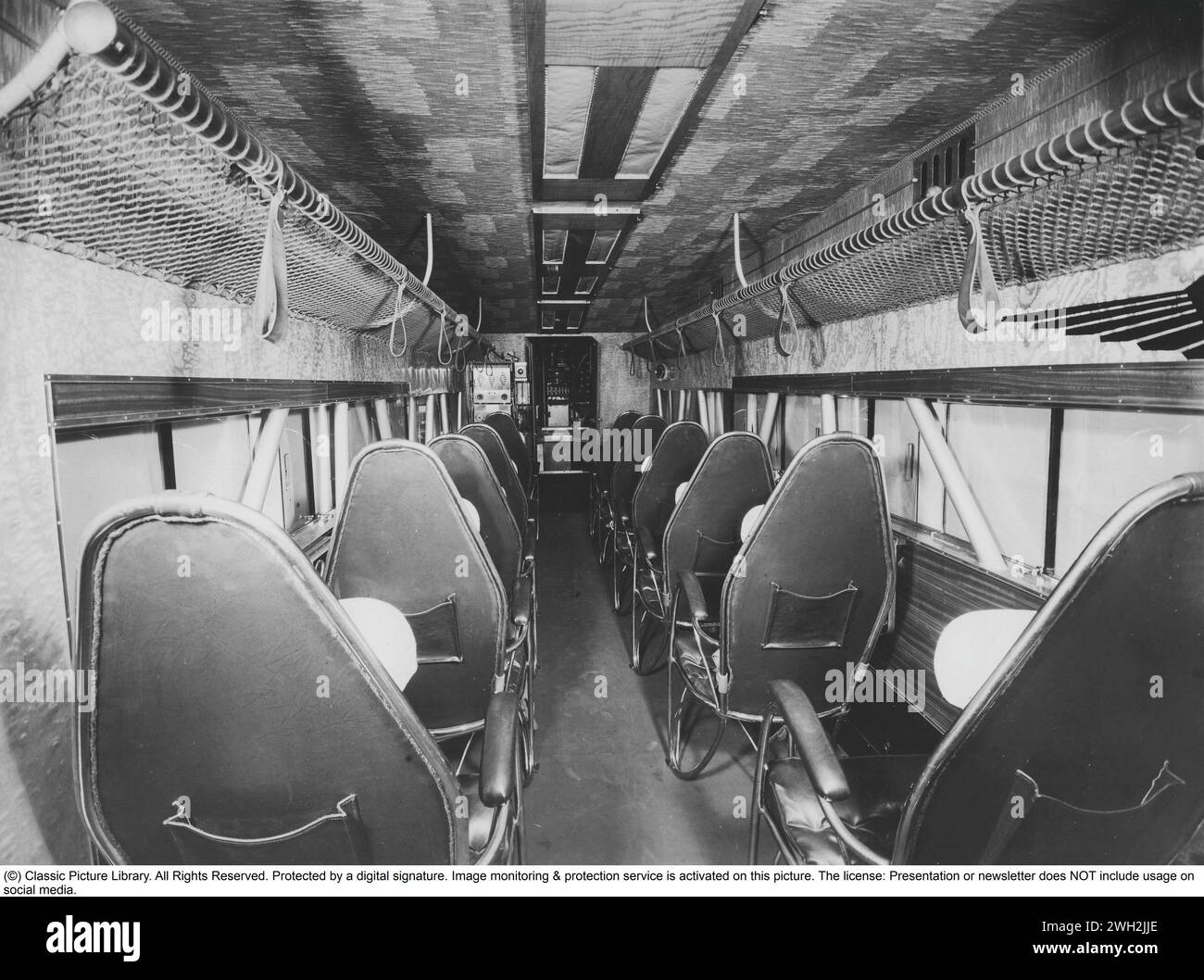 Interno dell'aeroplano degli anni '30 immagini e fotografie stock ad ...
