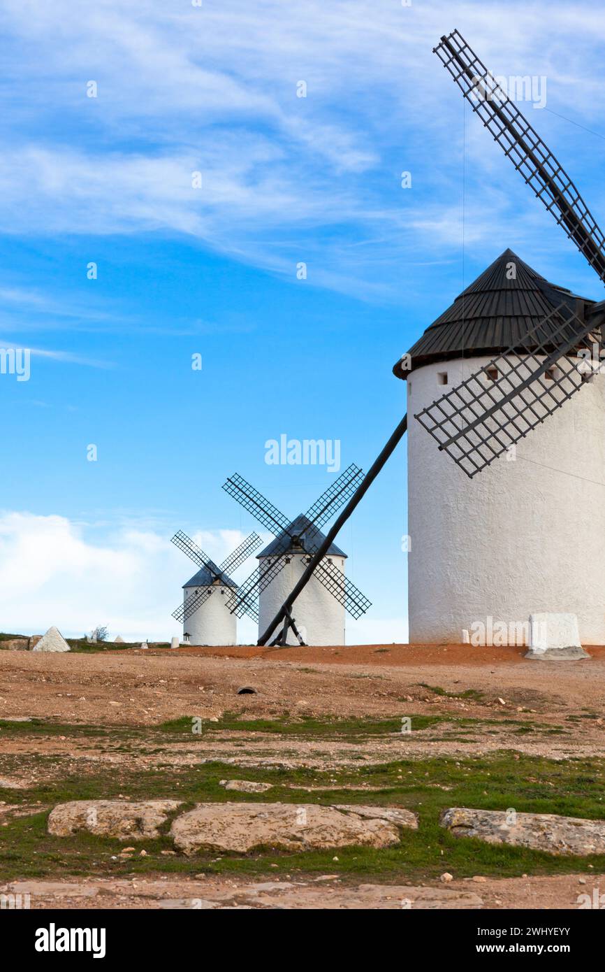 Mulini a vento spagnolo immagini e fotografie stock ad alta risoluzione ...