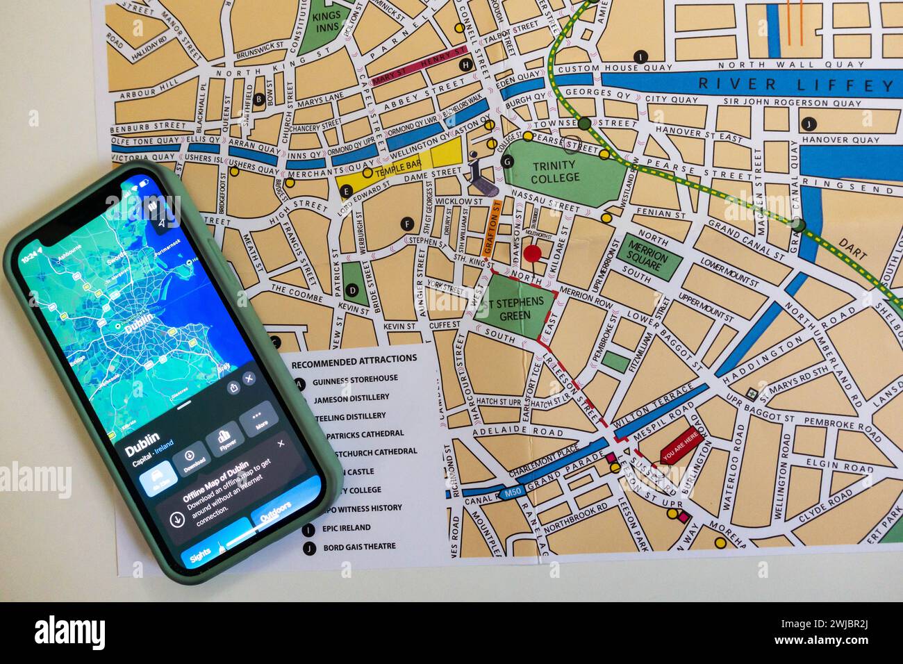 Mapa de papel immagini e fotografie stock ad alta risoluzione - Alamy