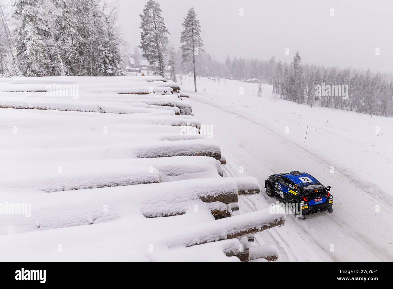 22 PAJARI Sami, MALKONEN Enni, Toyota Yaris Rally2, azione durante il ...
