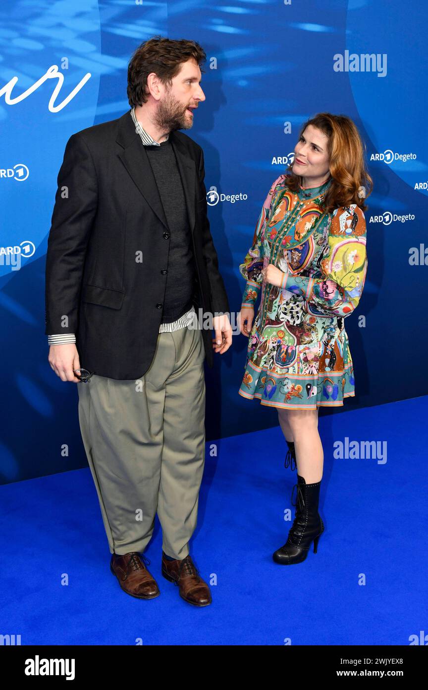 Sebastian Schwarz e Katharina Wackernagel bei der ARD Blue Hour 2024 im Rahmen der Berlinale ...