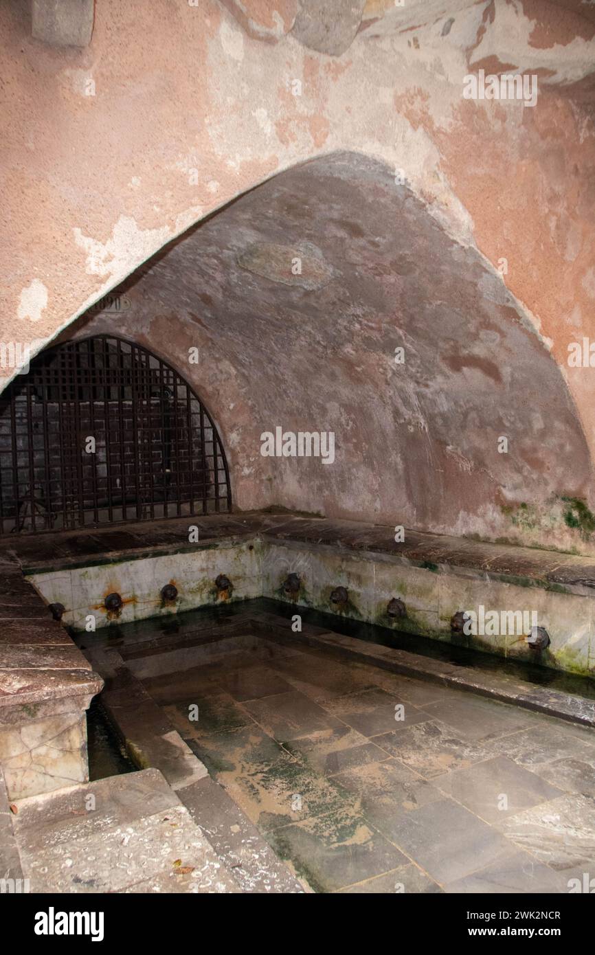 Lavatoio cefalù immagini e fotografie stock ad alta risoluzione - Alamy