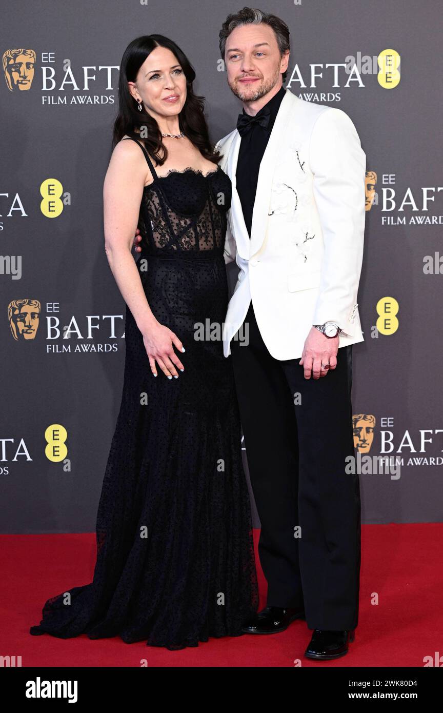 Lisa liberati, mit Ehemann James McAvoy bei der Verleihung der BAFTA ...