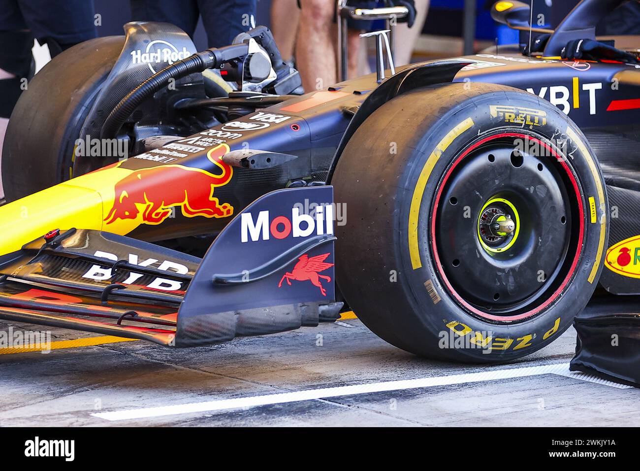 Red Bull Racing RB20, dettaglio meccanico durante i test pre-stagionali ...
