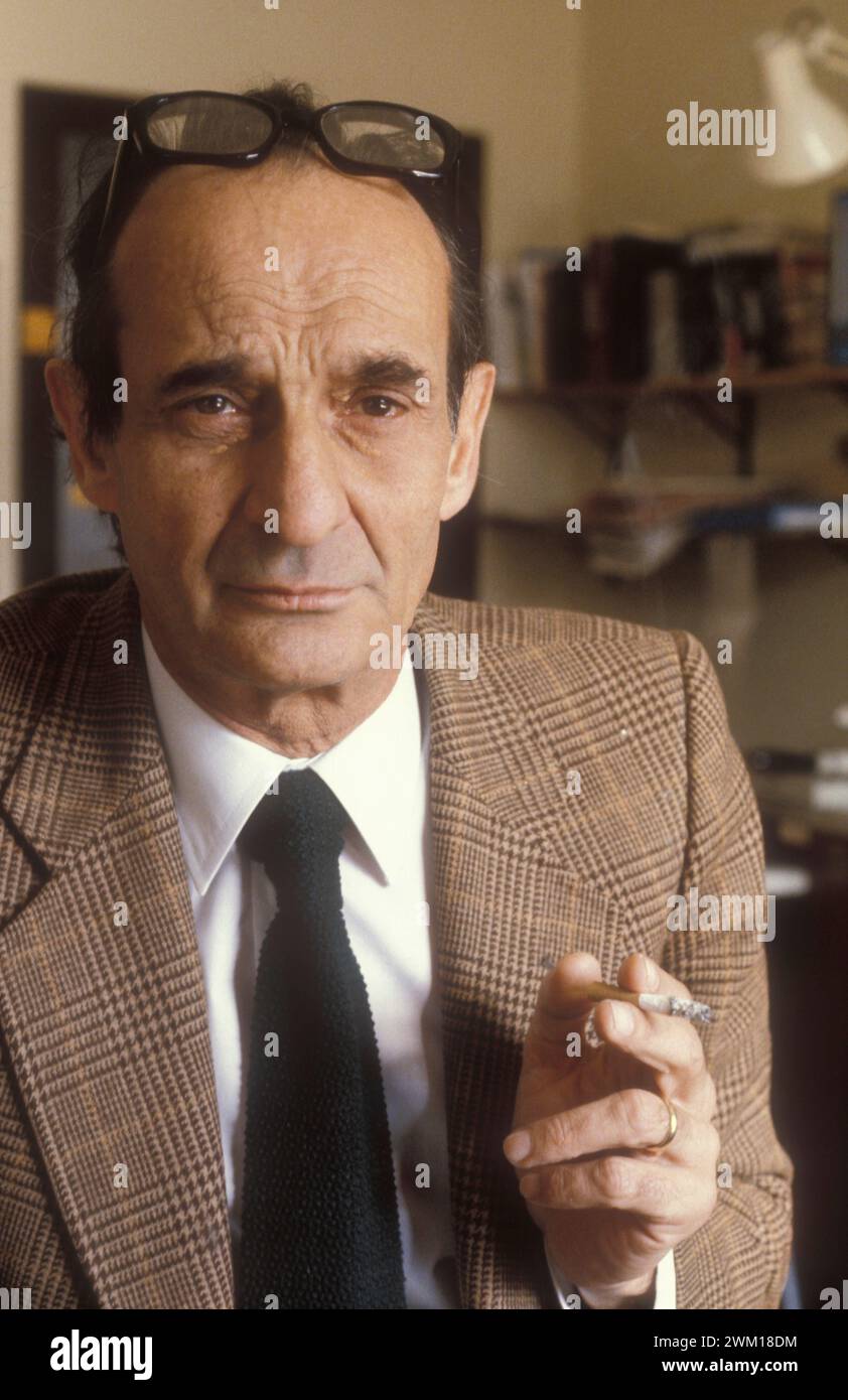 3833039 Giorgio Tecce; (add.info.: Roma, 1981. Biologo italiano Giorgio ...