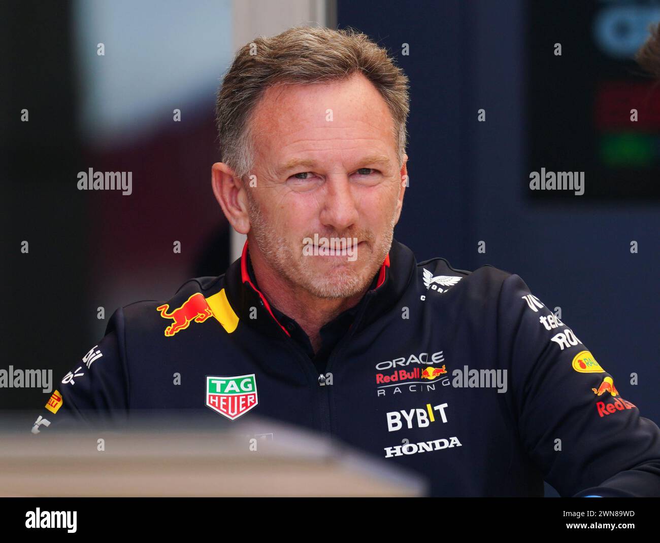 Christian Horner, team principal della Red Bull Racing, davanti alla ...