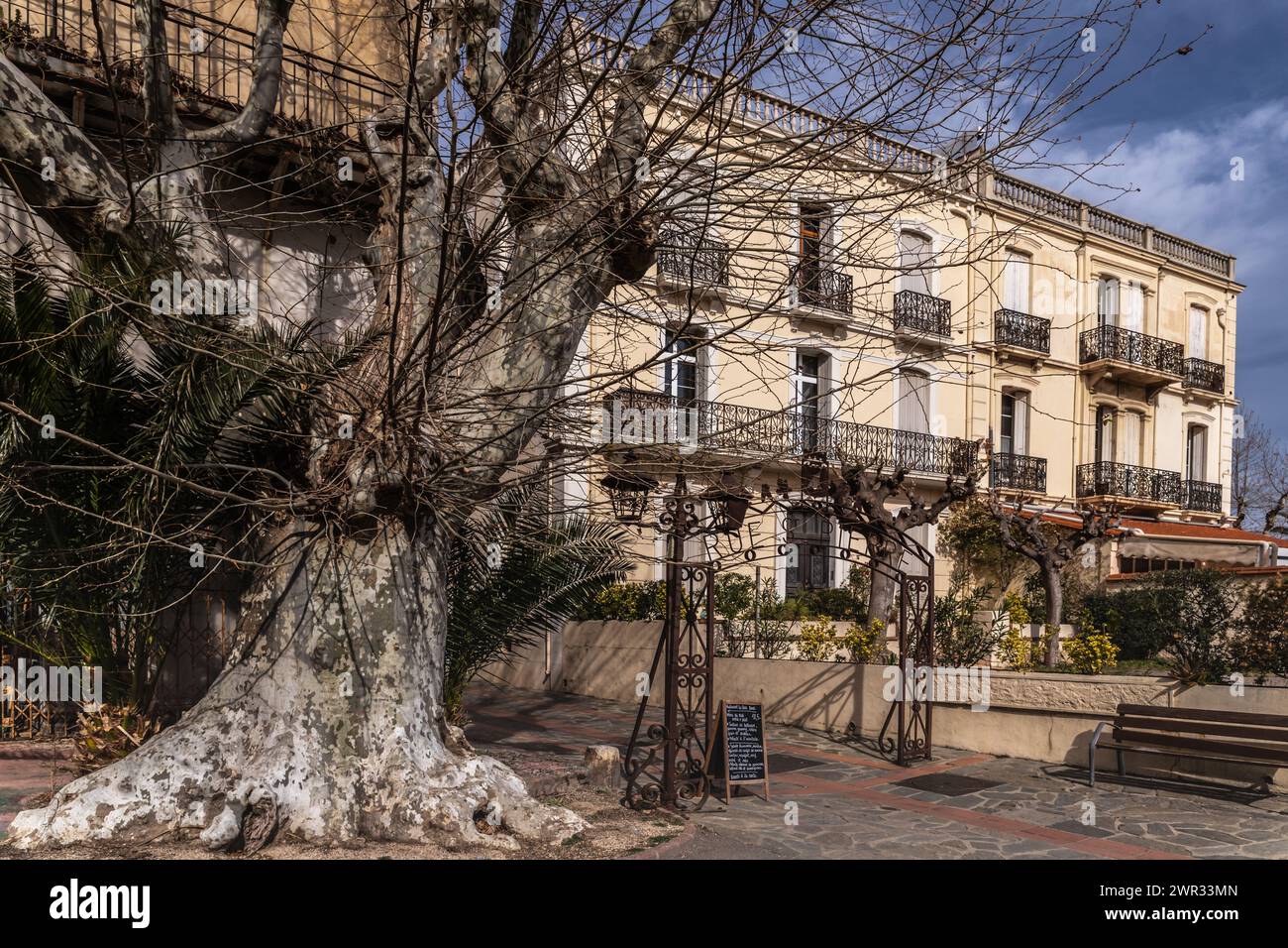 Saint pierre de la mer immagini e fotografie stock ad alta risoluzione ...
