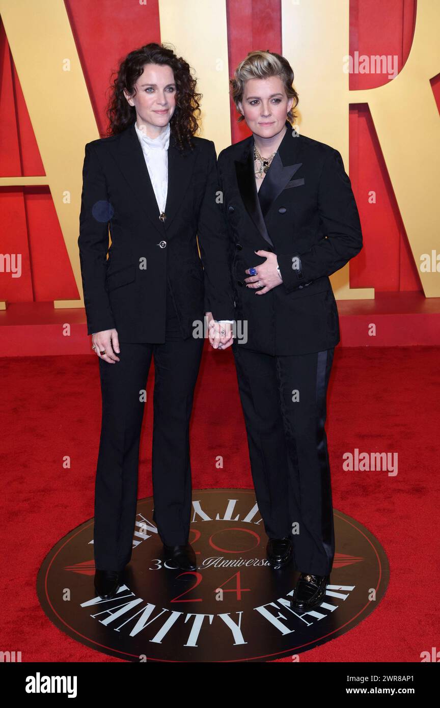 Catherine Shepherd und Brandi Carlile bei der Vanity Fair Oscar Party ...