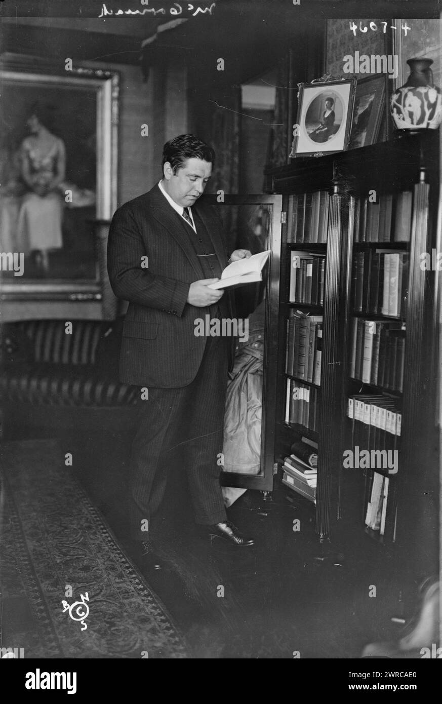 Il cantante tenore irlandese americano john mccormack immagini e ...