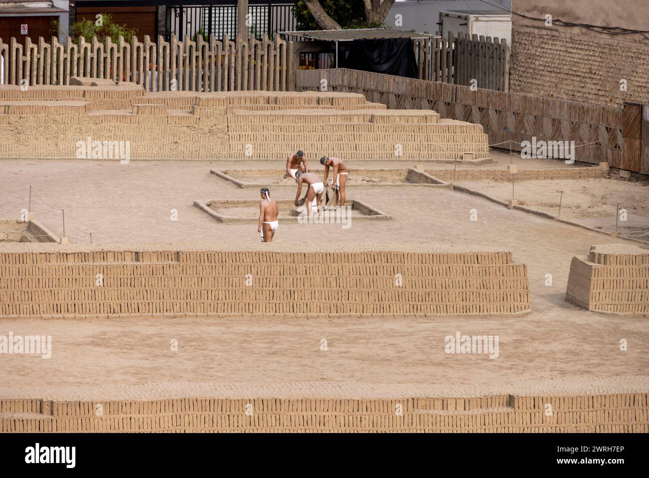 Huacas inca immagini e fotografie stock ad alta risoluzione - Alamy