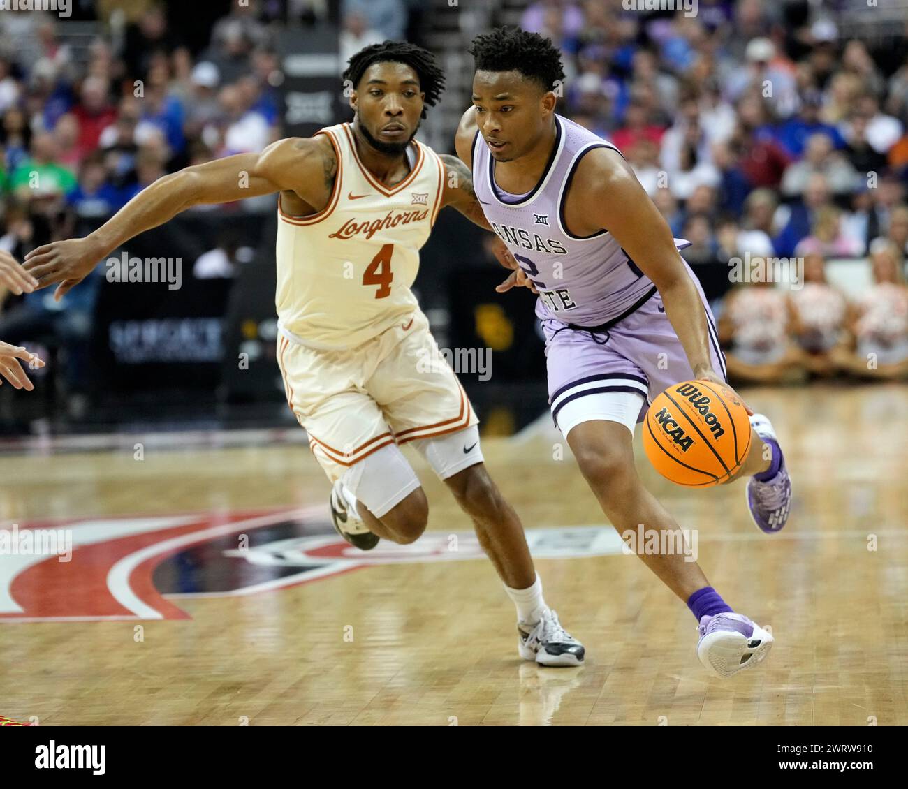 13 MARZO 2024: La guardia dei Kansas State Wildcats Tylor Perry (2 ...