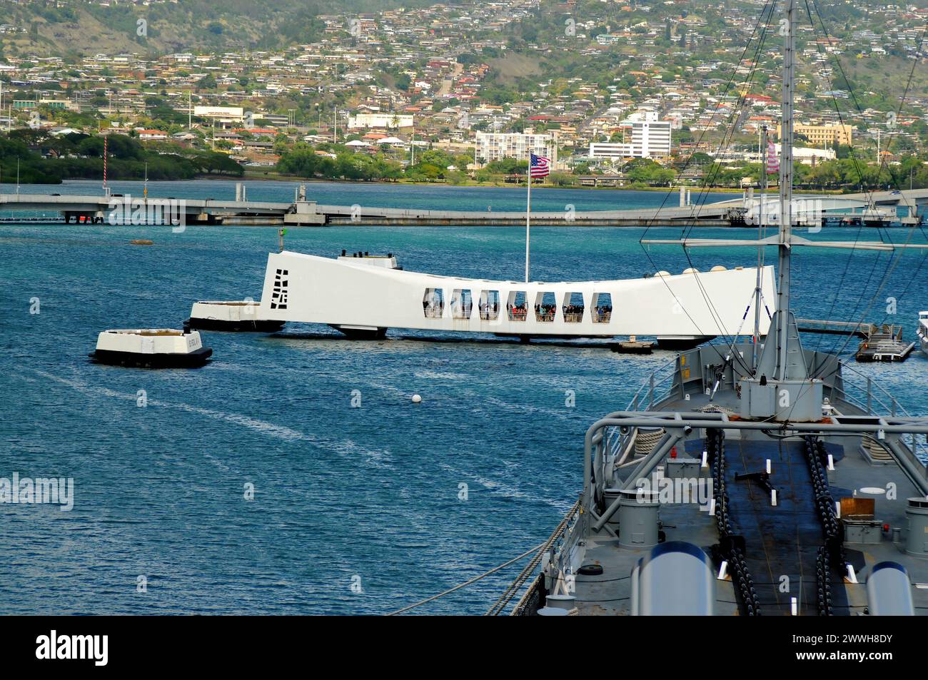 Uss arizona memorial visitor immagini e fotografie stock ad alta ...