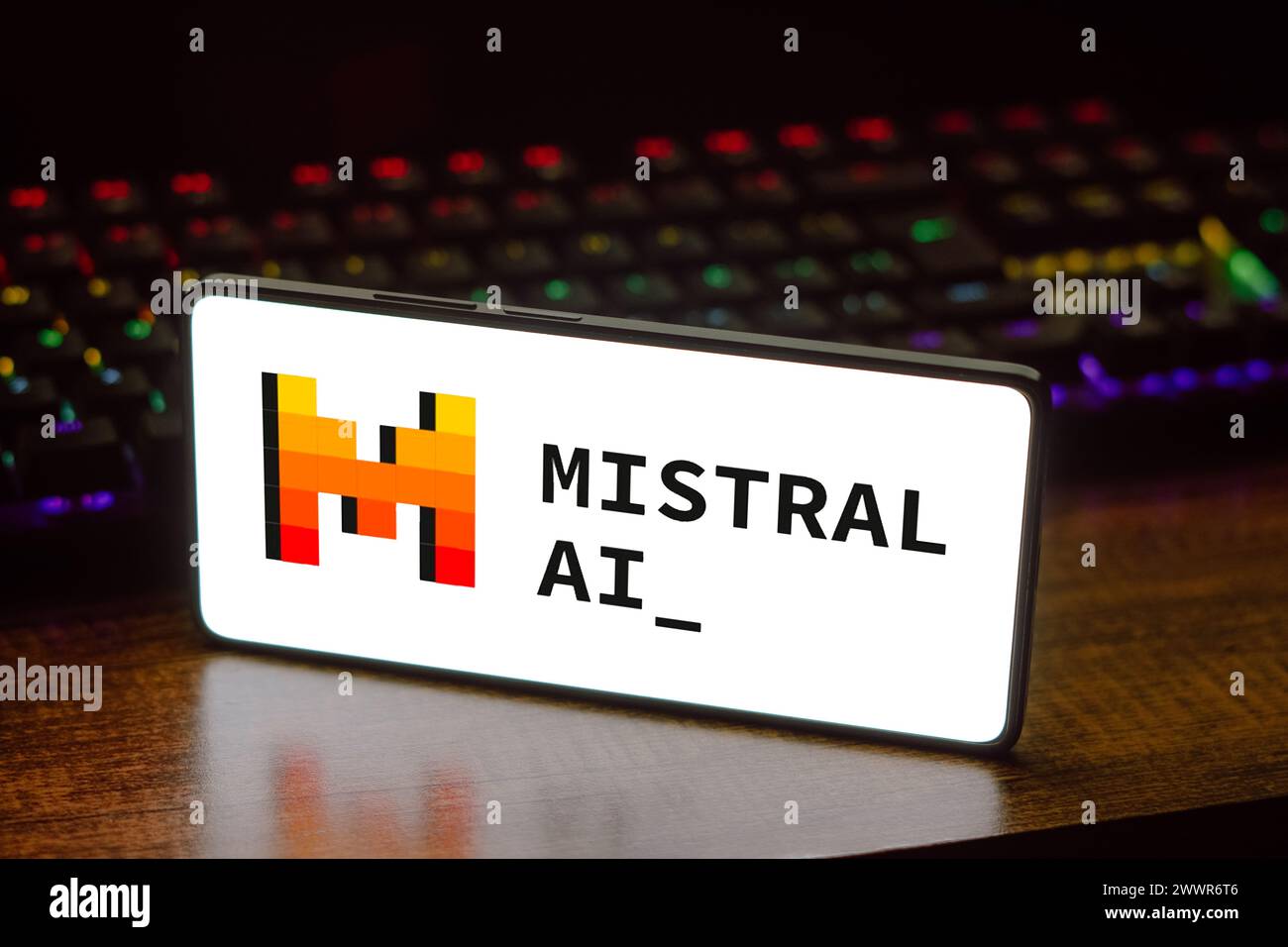Mistral ai logo immagini e fotografie stock ad alta risoluzione - Alamy