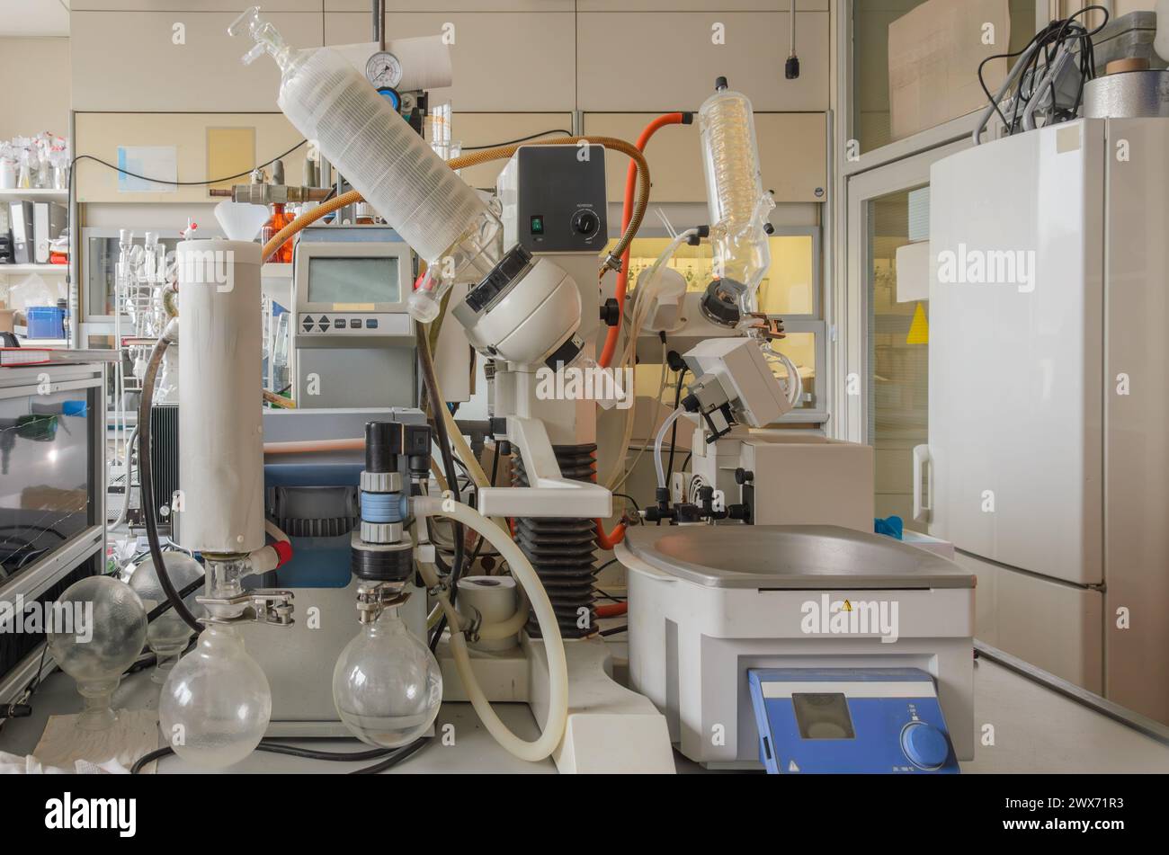 Analisi e sintesi immagini e fotografie stock ad alta risoluzione - Alamy