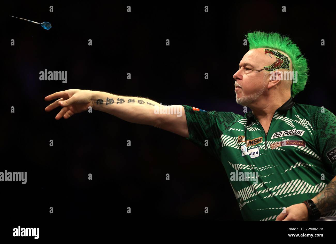 Peter Wright nei quarti di finale contro Rob Cross durante la nona ...